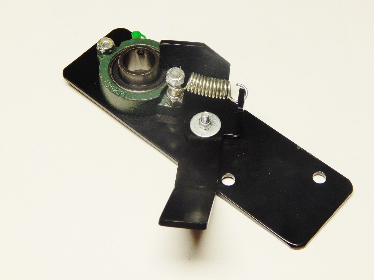 Driver Side Cab Level Bracket – Kym Industries, Inc.